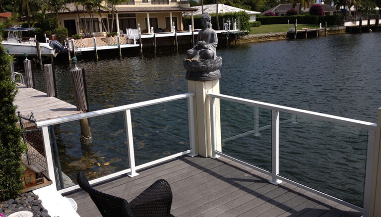 Exterior Post Railing | Railtech Railing Systems